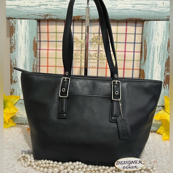 Coach | Bags | Authentic Coach Vintage Legacy Leather Market Tote Black ...